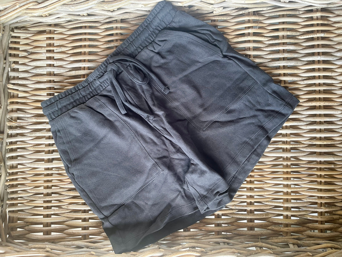 Sara Short’s in Black – Rae + Macall